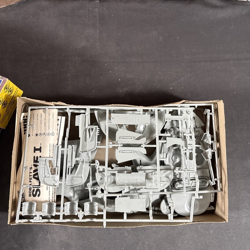 EMPIRE STRIKES BACK ESB BOBA FETT SLAVE ONE STARSHIP MODEL GREY NEW ...