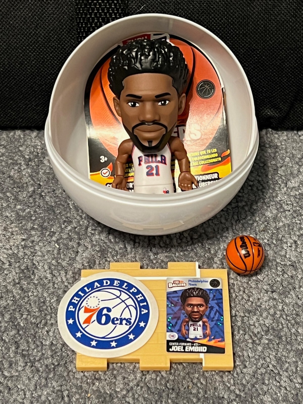 ZURU Mini Brands 5 Surprise NBA Ballers Philadelphia 76ers - Joel ...