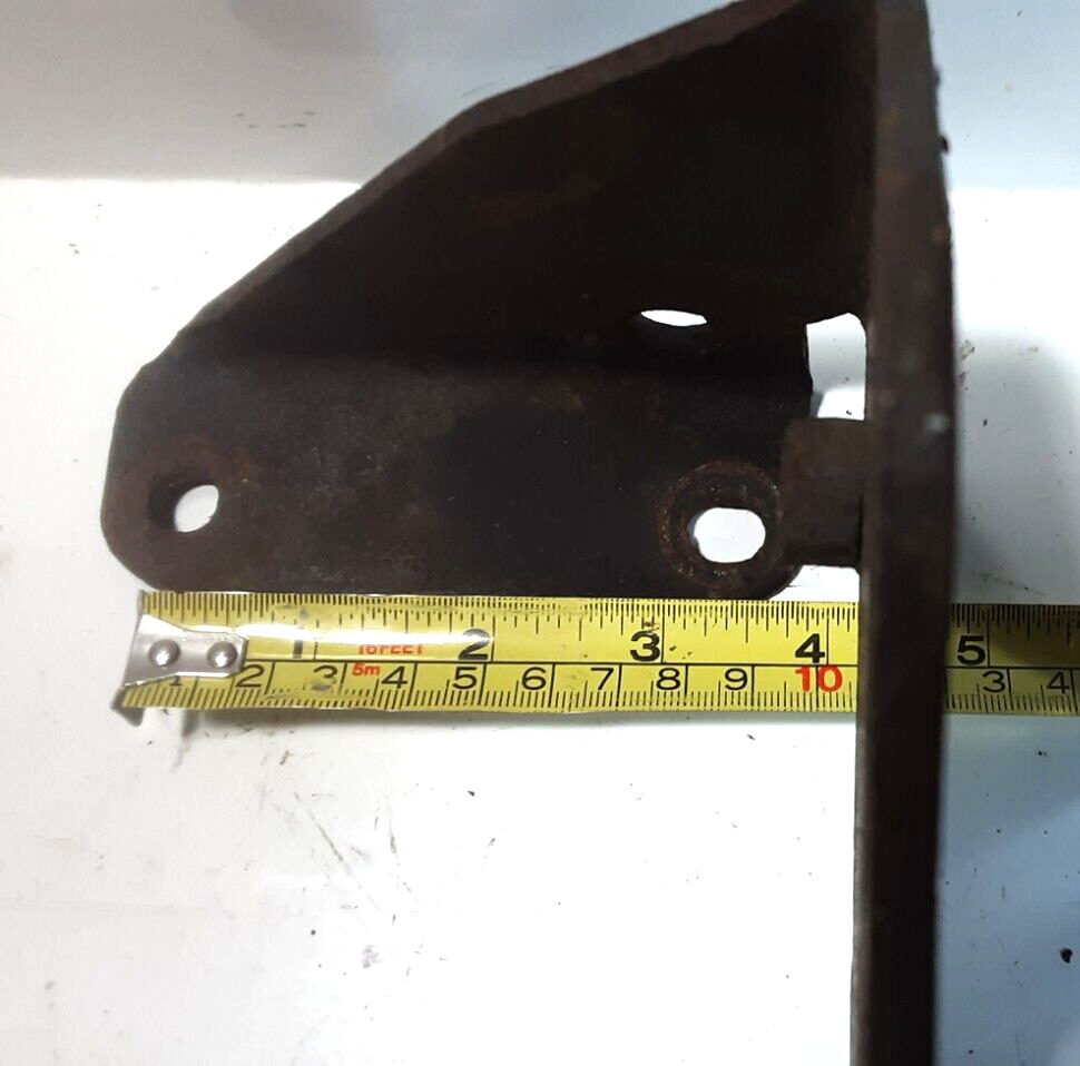 70 80 Ford 302 351W AC Compressor Clutch Base Bracket D80H-19D624 E ...