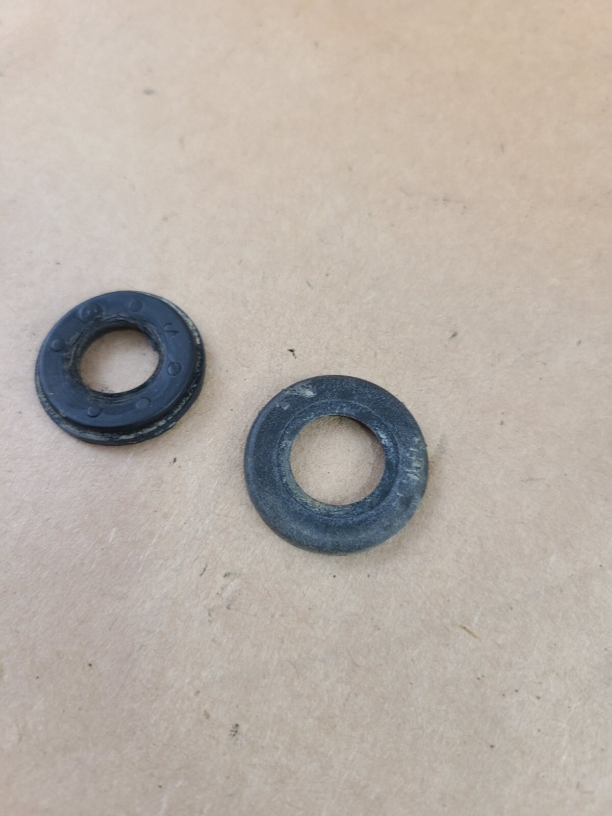 1984 1985 OEM FB Mazda RX7 Rear Trunk Glass Wiper Arm Nut & Grommet | eBay