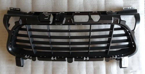 PORSCHE CAYENNE NEW OEM FRONT BUMPER GRILL 95850568311 NEW ORIGINAL ...