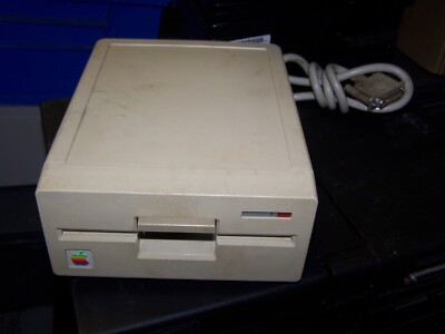 Apple Unidisk 5.25 Disk Drive Model A9M0104 | eBay