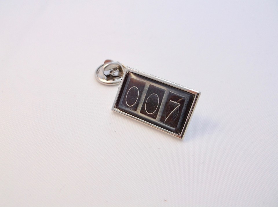 JAMES BOND 007 BOMB TIMER COUNTER LAPEL PIN BADGE TIE PIN GIFT | eBay