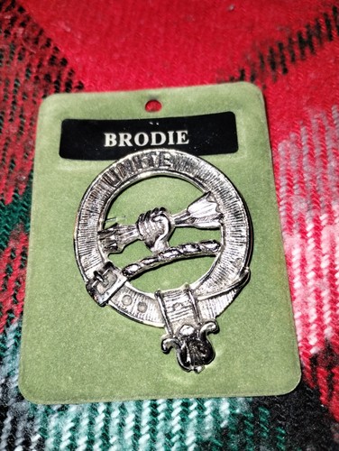 Vintage Brodie Scottish Clan Crest Badge Kilt Pin Art Pewter 1976 ...