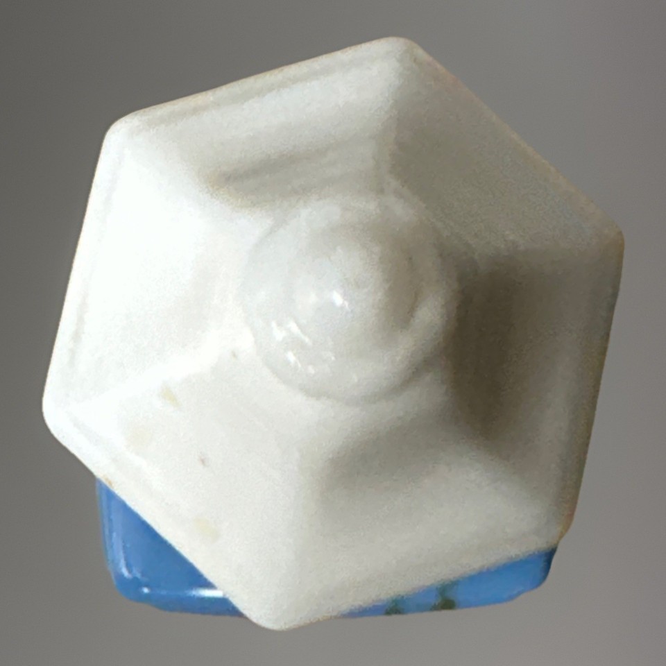 Vintage Jim Beam Decorative Blue & White Milk Glass Whiskey Decanter ...