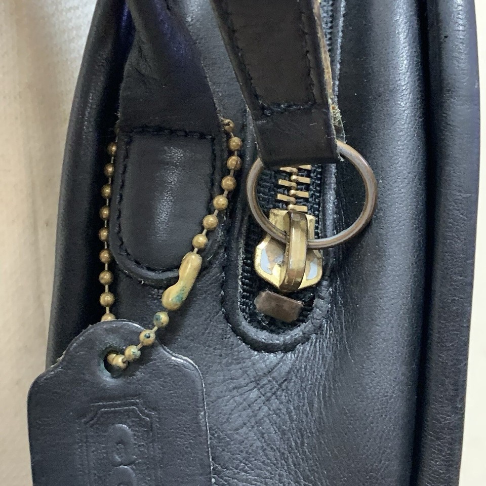 Vintage COACH Classic Leather Kimball Zip Crossbody Bag BLK 9911 Made ...