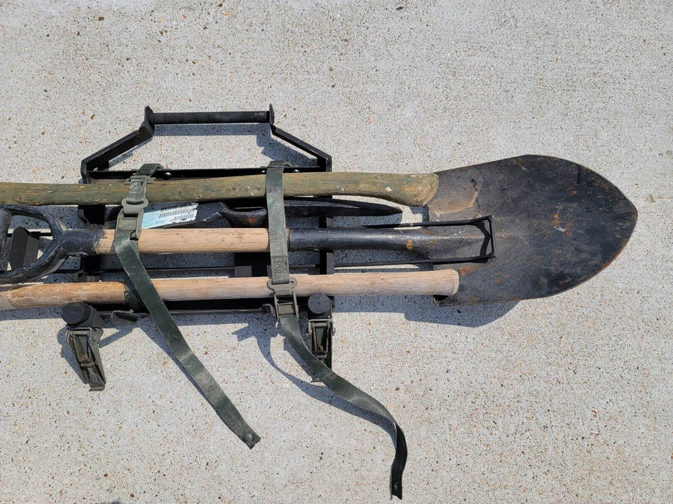 M998 HMMWV Pioneer Tool Rack (tools and Rack) Military Truck humvee ...