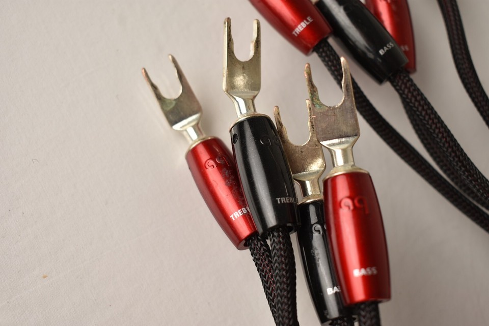 AudioQuest Comet Bi-Wire Speaker Cables; 8ft Pair (Spades and Spades ...