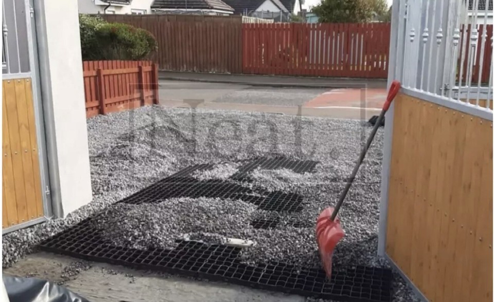 20 x Plastic Paving Driveway Grid Turf Grass Lawn Path Gravel Protector ...