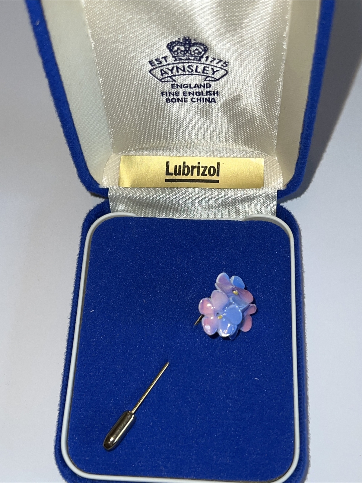 NIB AYNSLEY Bone China Pink & Blue Flower Brooch Gold… - Gem