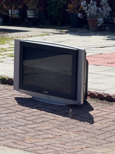 Samsung NT32Z40 32" Flat Screen CRT TV Retro Gaming No Remote 2006 | eBay