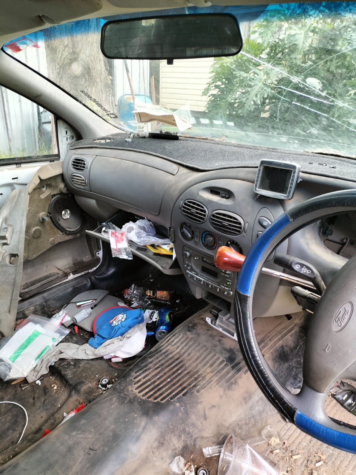 Ford AU FALCON UTE wrecking all panels doors interior bits n pieces ...