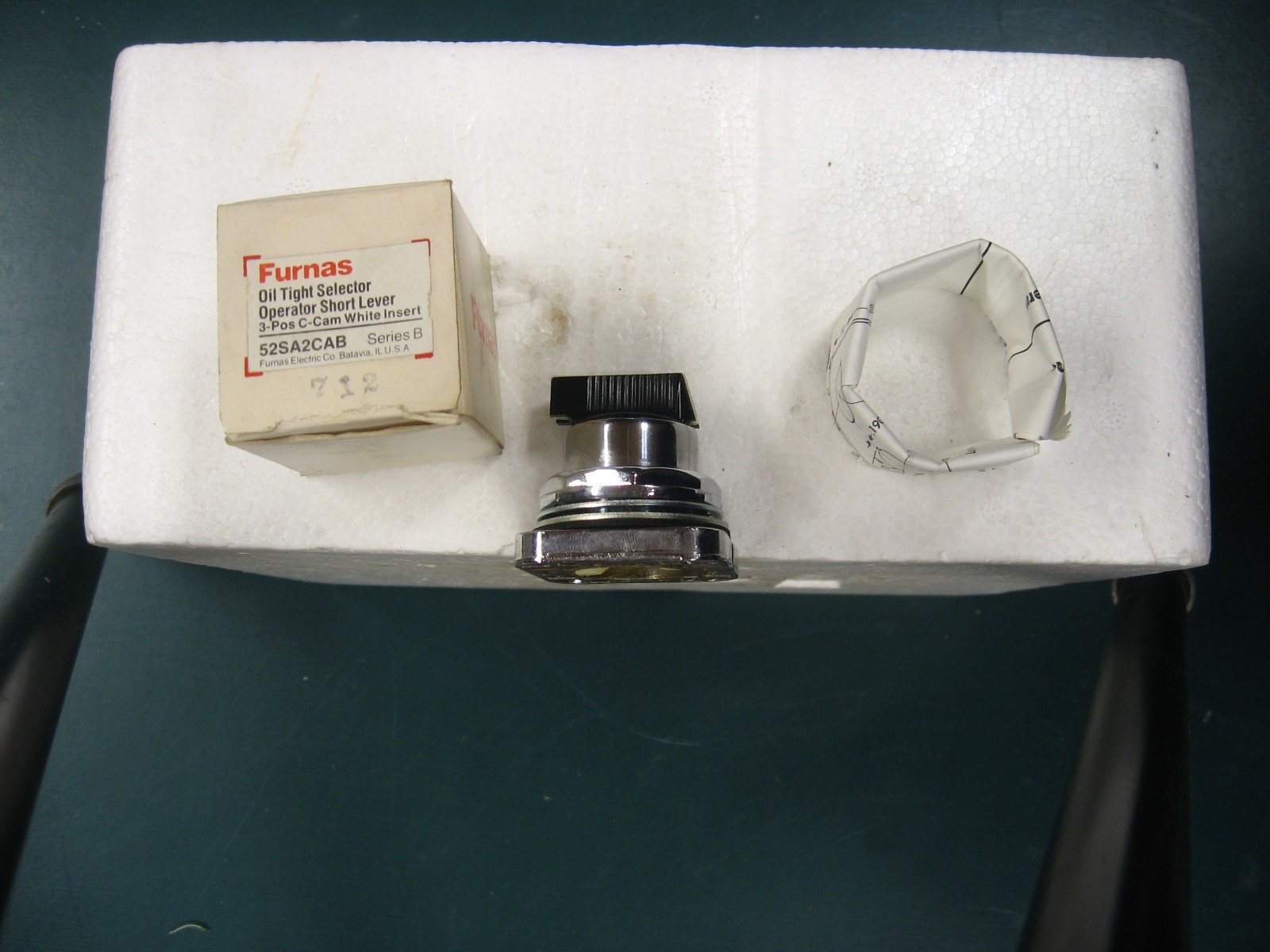 Three Furnas Oil Tight Selector Operators 52SA2CAB 3 position C Cam ...