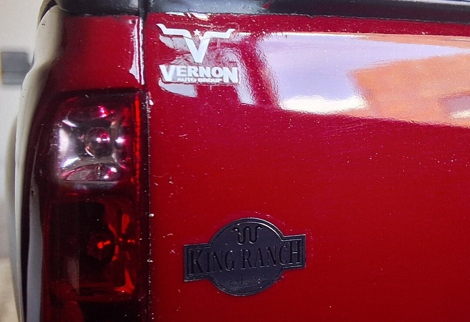 Ford F-350 King Ranch Pick-Up 2016 Red 1/18 Model777 217085 (1 of 300 ...