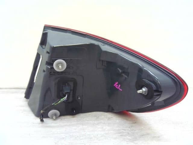 BMW 5 Series 2013 DAA-FZ35 Left Tail Light 63217203229 [Used ...