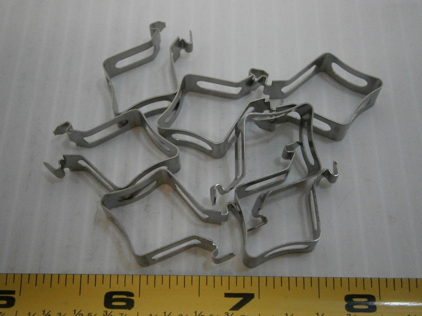 Tinnerman C28435-SS-017 Stainless steel clip push in on retainer lot of ...