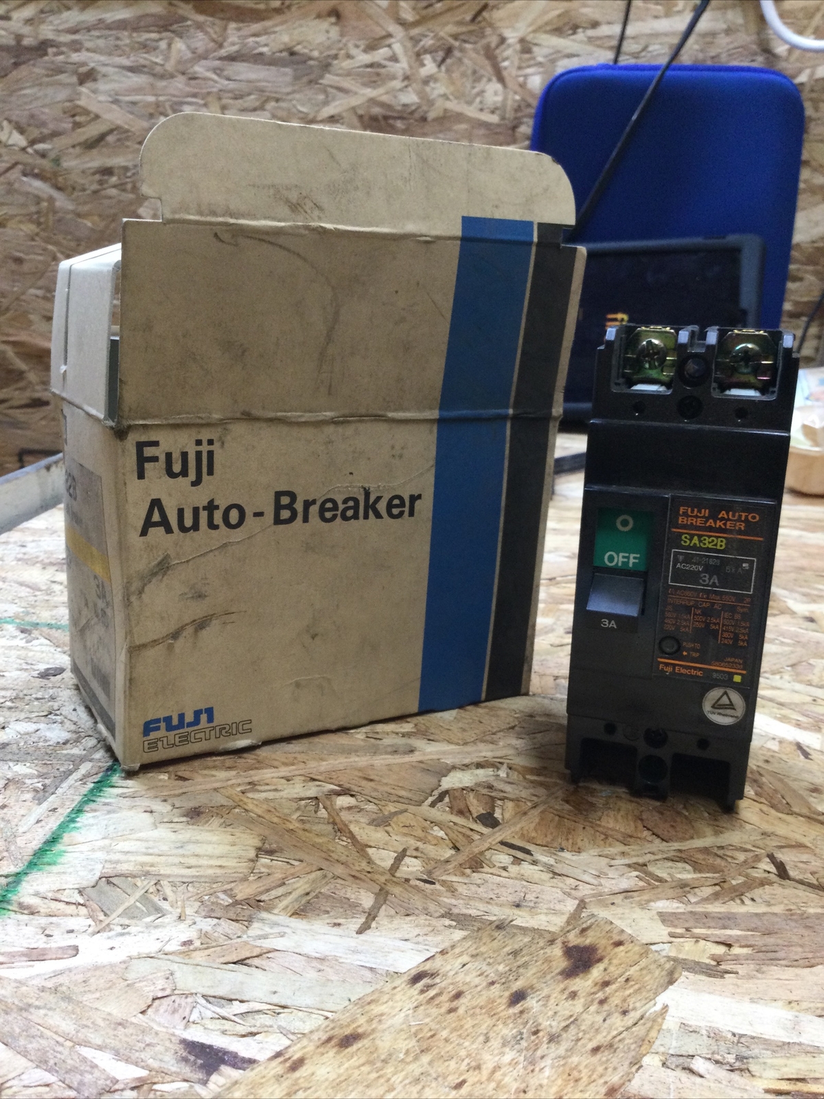 FUJI AUTO BREAKER 3 AMP SA32B BB2ASB-005. | eBay