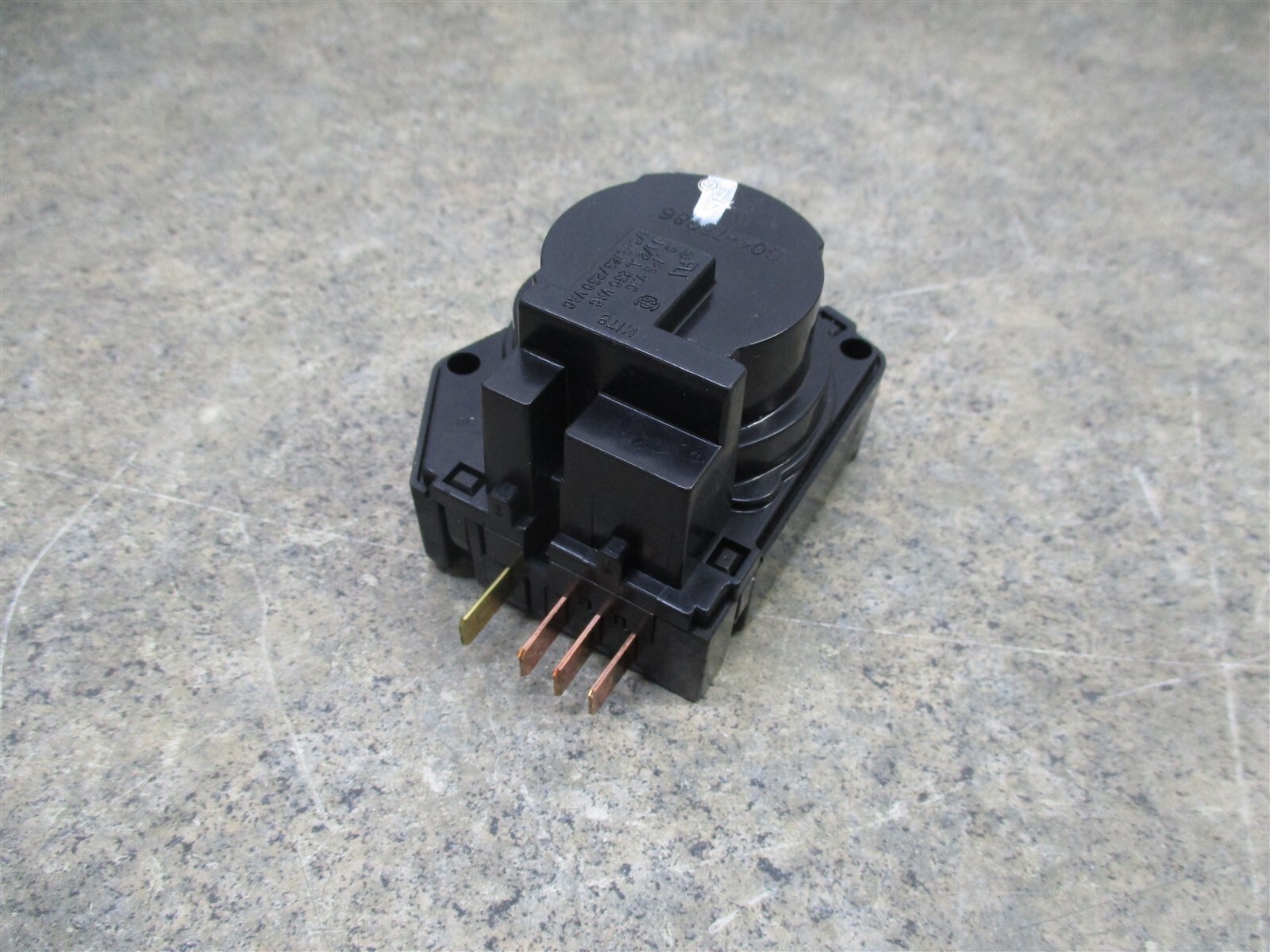 AMANA REFRIGERATOR DEFROST TIMER PART # R0168027 | eBay