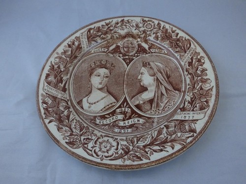 Wagstaff and Brunt Longton Antique Plate Queen Victoria 7.2 inches ...