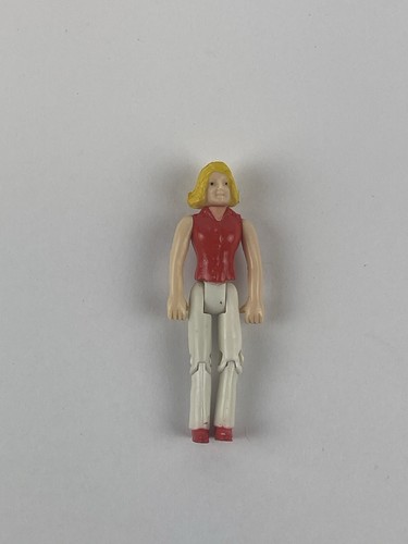 1988 VINTAGE DISNEY WORLD SEARS TOWN SQUARE TOURIST MOM ACTION FIGURE ...