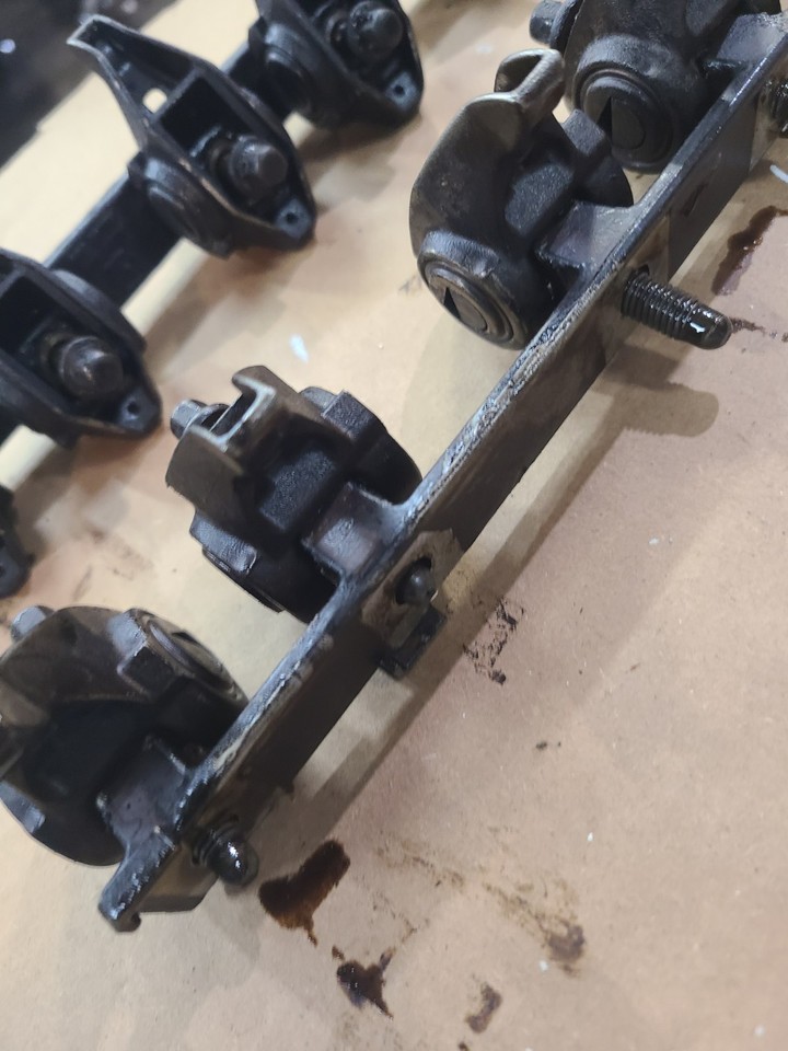 GM LS Rocker Arms Rocker Stands LS1 LS2 LS6 4.8L 5.3L 5.7L 6.0L LS GM ...