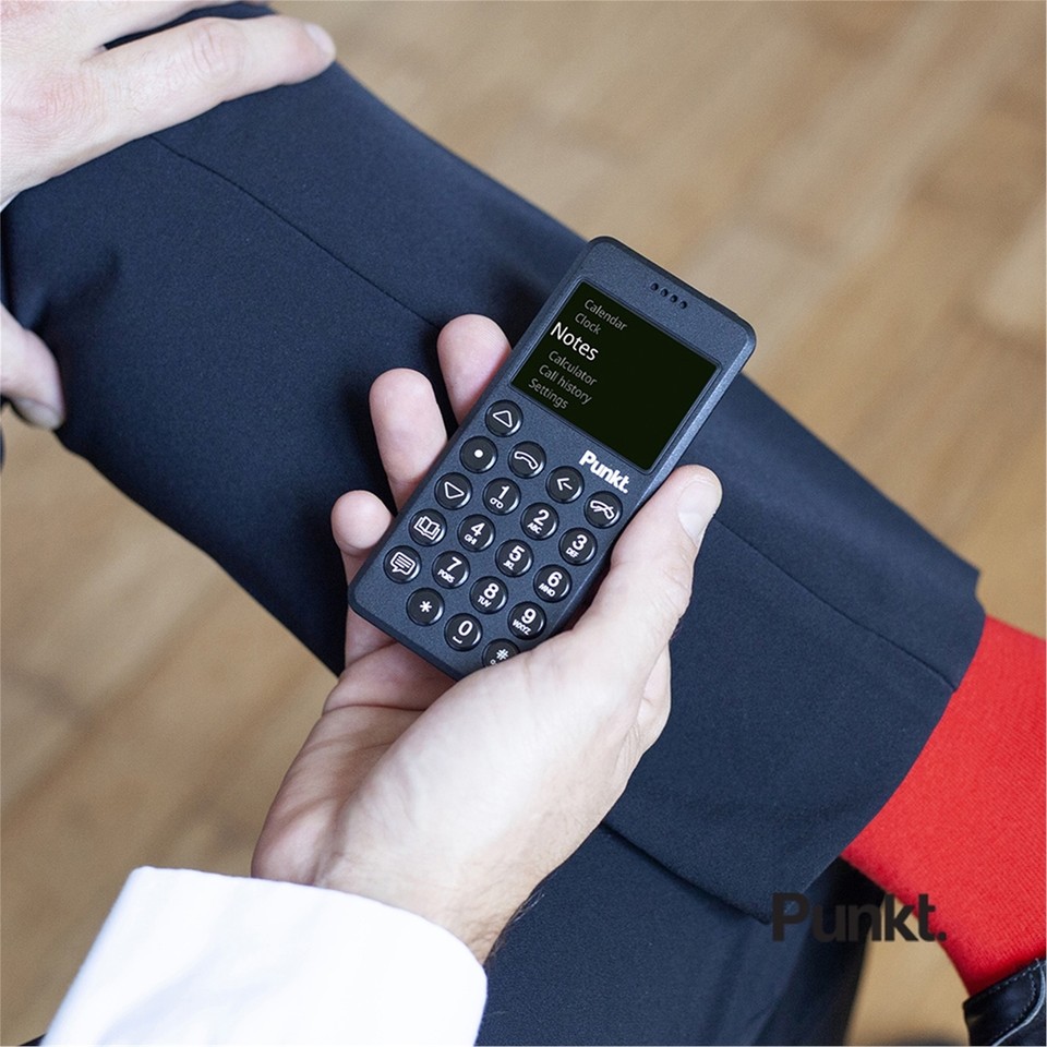 Punkt. MP02 Minimalist 4G LTE Cell Phone - 2GB RAM, 16GB Storage ...