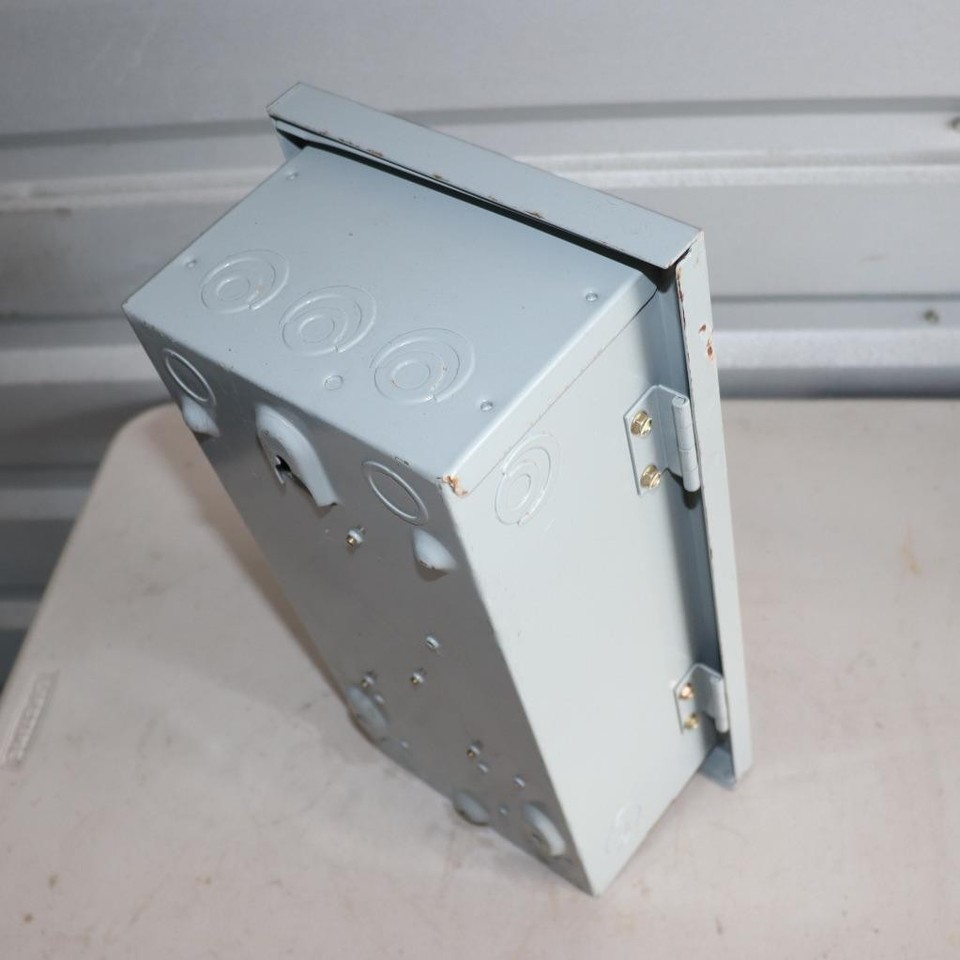 Siemens HF221N 30 Amp 2 Pole 240V Indoor Fused Safety Switch Disconnect ...