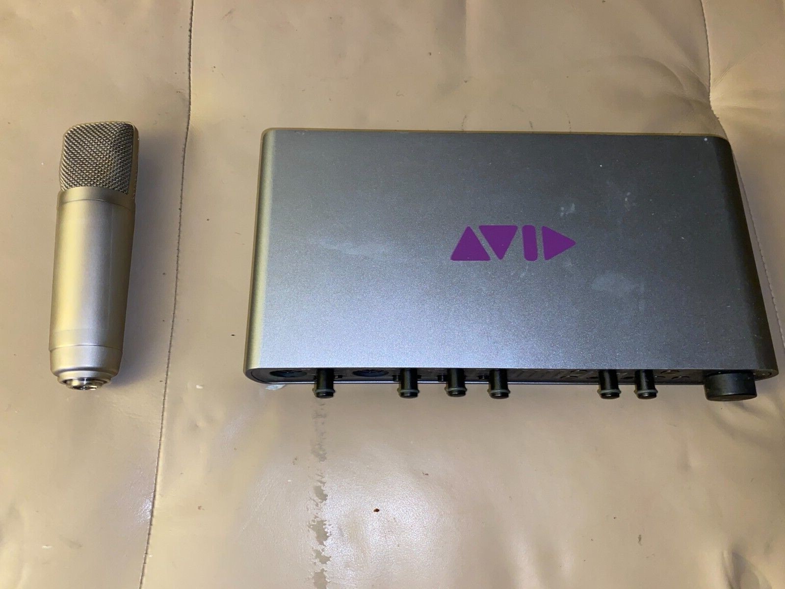 Mbox 3 pro with M-Audio Mic | eBay