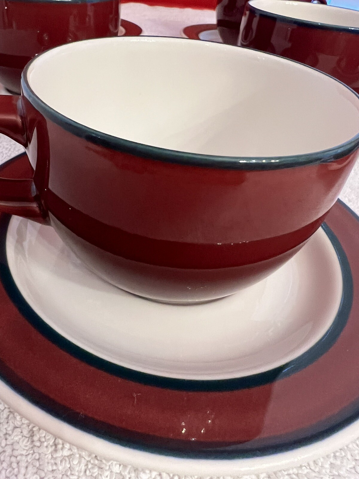 NANCY CALHOUN CHIMA FUSION EVERGREEN & RASPBERRY 16 PIECE, 8 SETTING | eBay