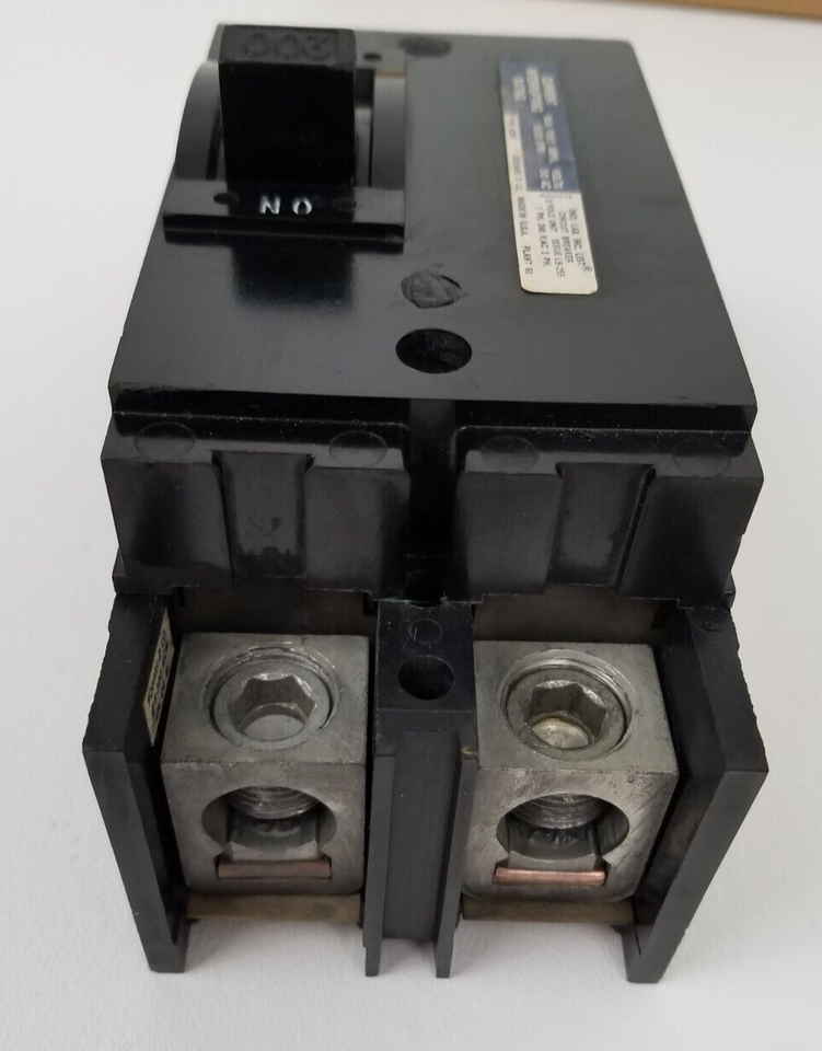 Q2M2200MT Square D 200 Amp Circuit Breaker NEXT DAY OPTION + Mounting ...