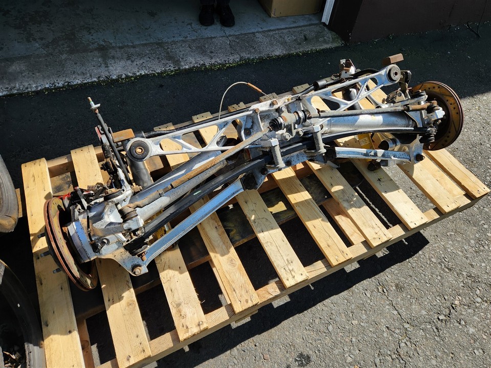 1993 Corvette Dana 36 Rear Suspension 3.07 Ratio Differential Painted ...