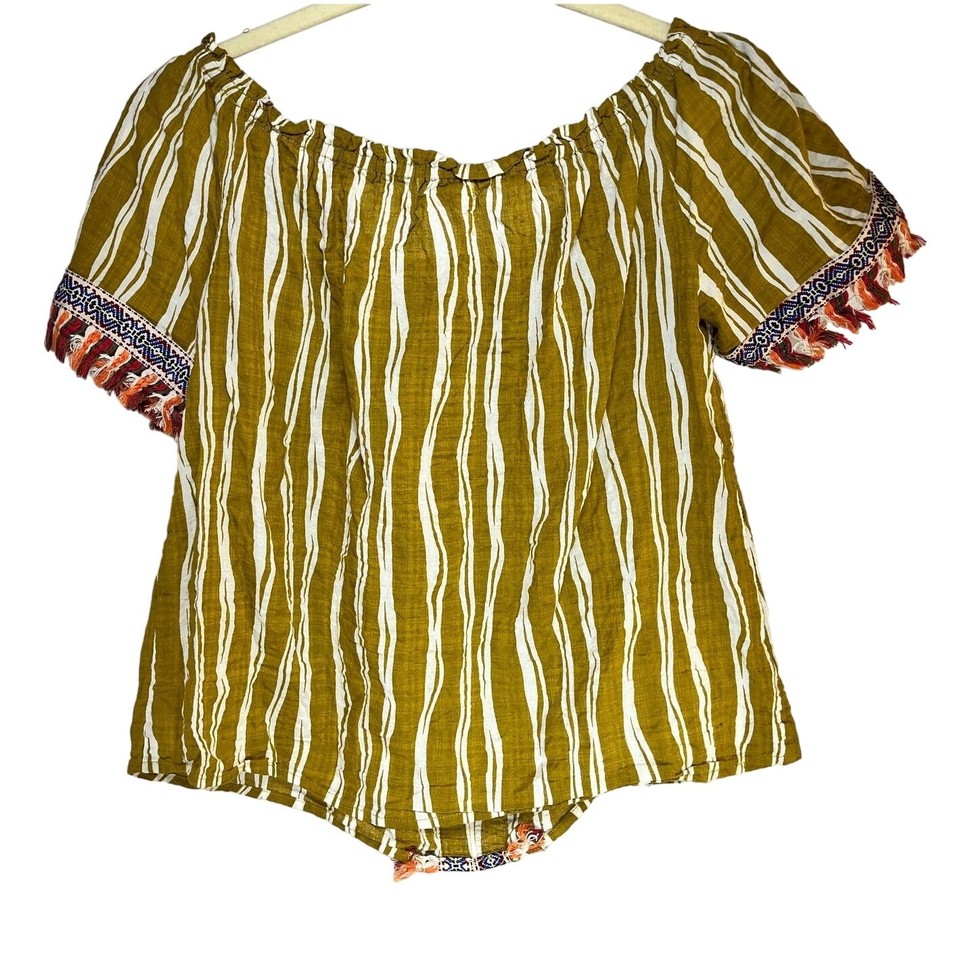 Altar'd State Shirt Top Women's Small Short Sleeve Boho Fringe Dark ...