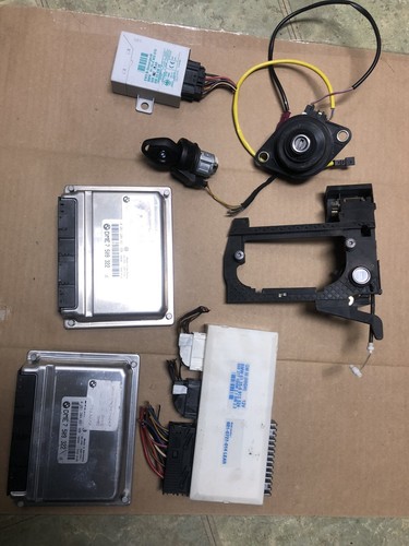 1999-2001 BMW E38 V12 750iL 750i 750 ENGINE Computer DME EWS Ignition ...