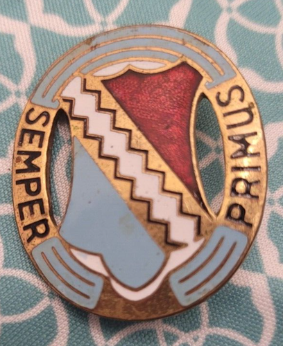 WW II U.S. ARMY 1st INFANTRY REGIMENT UNIT INSIGNIA CREST PIN SEMPER ...