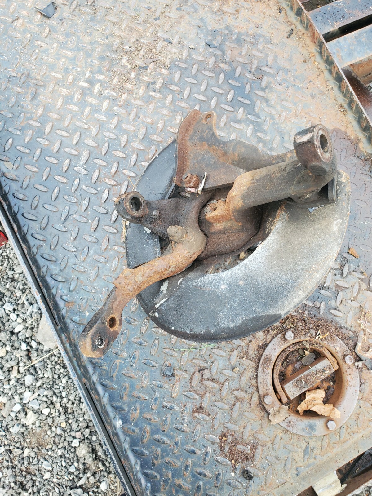 1969-1982 C3 CORVETTE FRONT SPINDLE STEERING KNUCKLE OEM LEFT and RIGHT ...