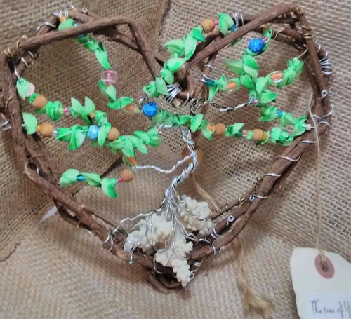 Grapevine and Wire Heart Shaped Tree Of Life with Coral and Shells | eBay