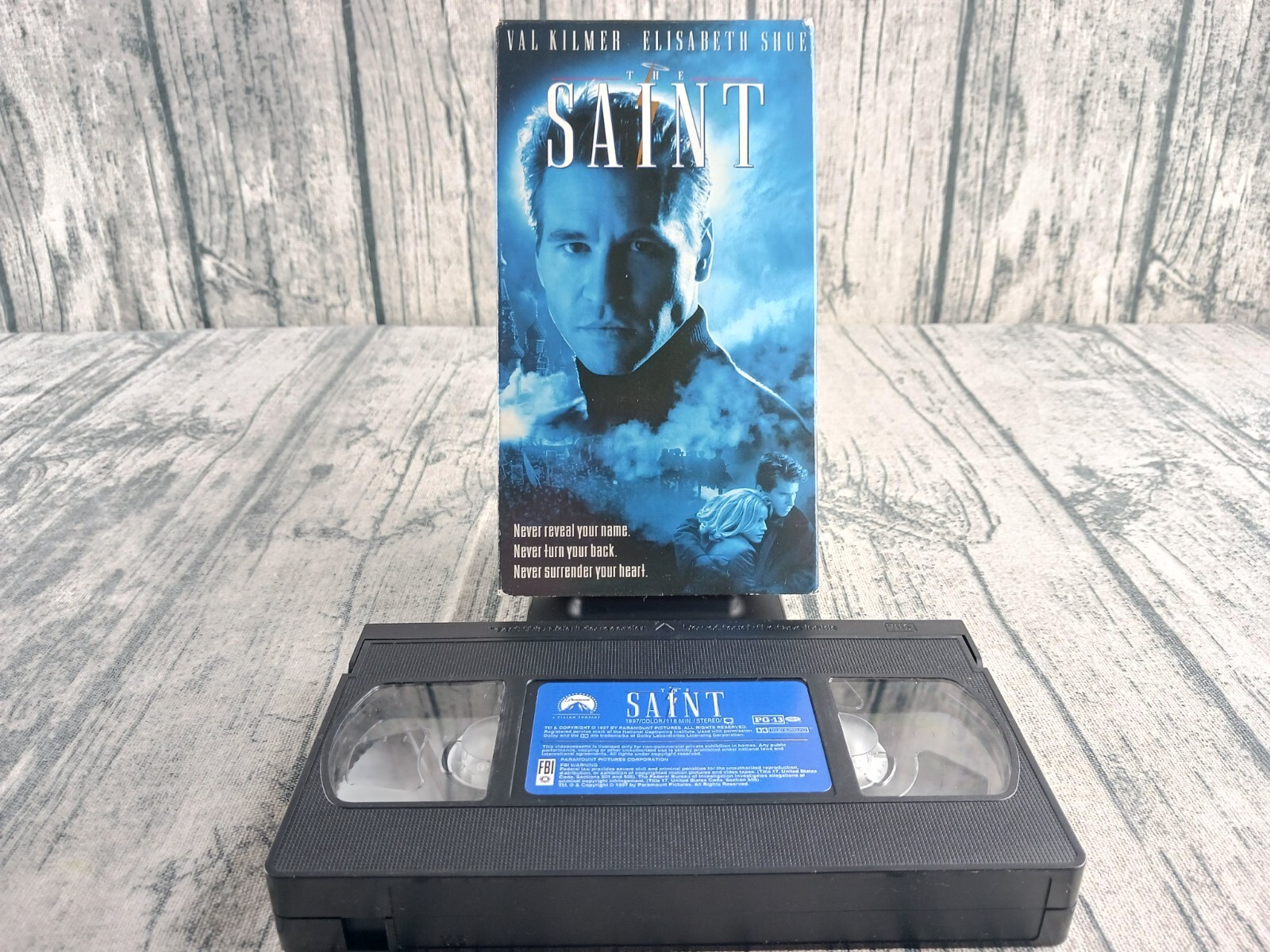 The Saint (VHS,1997) Val Kilmer - Elizabeth Shue - Pre-Owned - Good ...