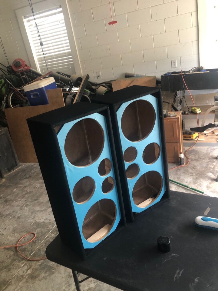 chuchero speaker box
