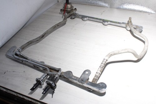 1997 Marquis town car crown Victoria injector FUEL rail f6ae-9f792-dd ...