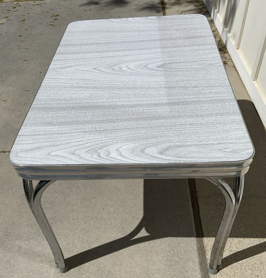 CHILDS SIZE RETRO FORMICA TOP CHROME LEGS DINETTE TABLE ONLY 22" TALL ...