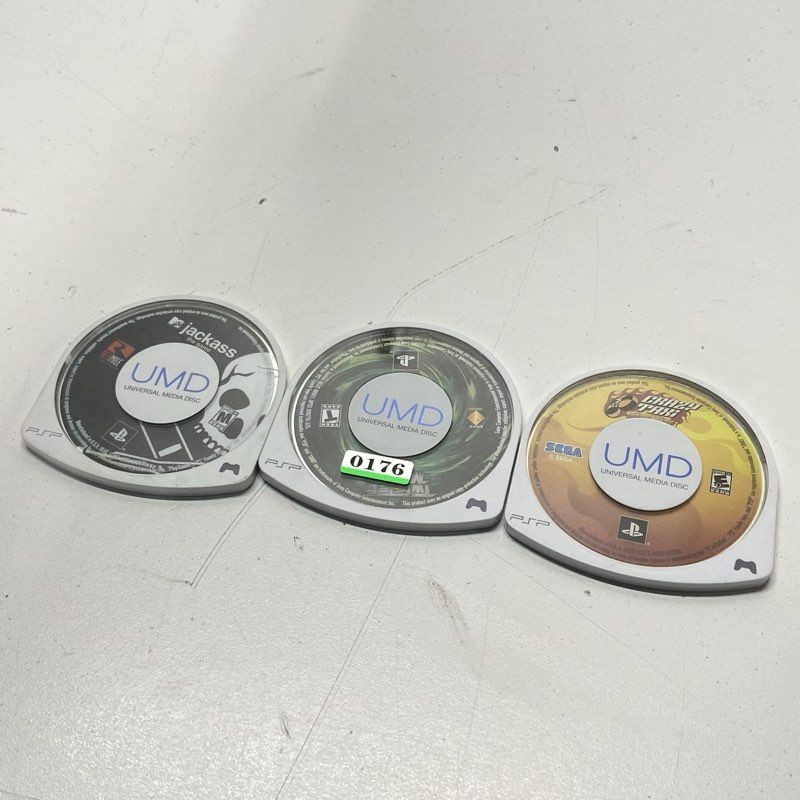 Sony PSP UMD Game Lot: Jackass, Twisted Metal Head-On, & Crazy Taxi ...