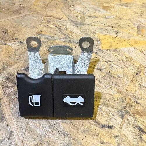 NISSAN JUKE 2015 FUEL FLAP DOOR & BONNET OPEN RELEASE HANDLE LEVER ...