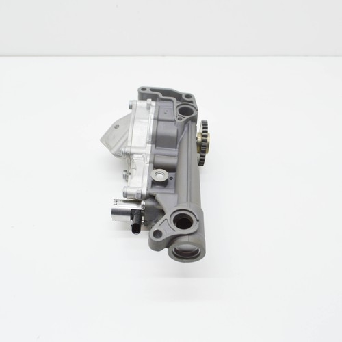 NEW MERCEDES-BENZ A W177 VANE OIL PUMP A2701800700 | eBay