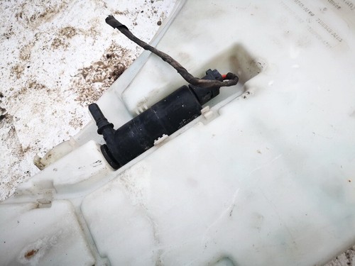 6712721779202 67127217792-02 Headlight Washer Pump for BMW X5 2008 ...