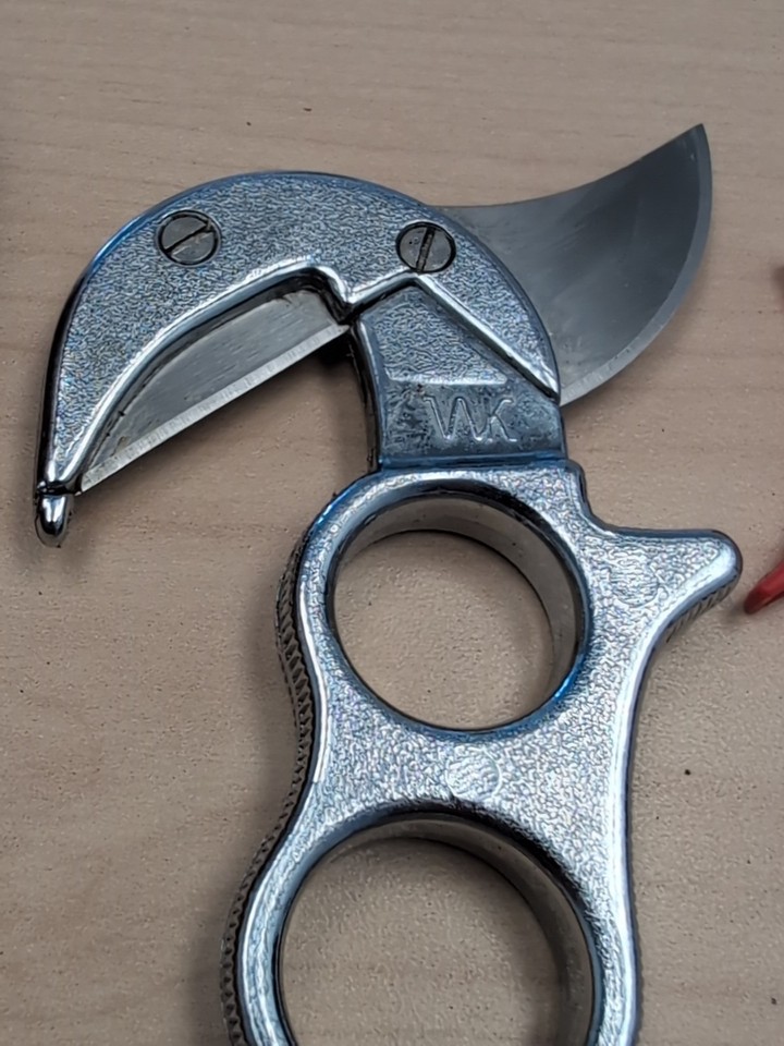 Vintage 2 Finger WK Wyoming Skinner Gut Knife Hunting Tool w/ Sheath ...