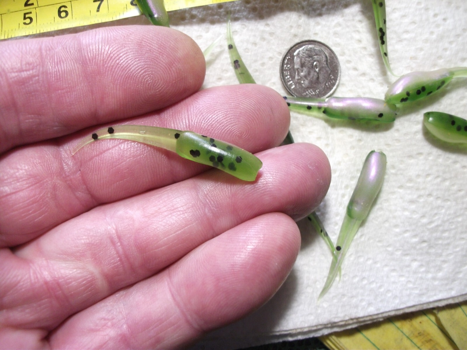 70-1 3/4" CRAPPIE-PANFISH-SOFT GRUBS-STINGERS-jigs-SCENT-BAIT-LURES ...