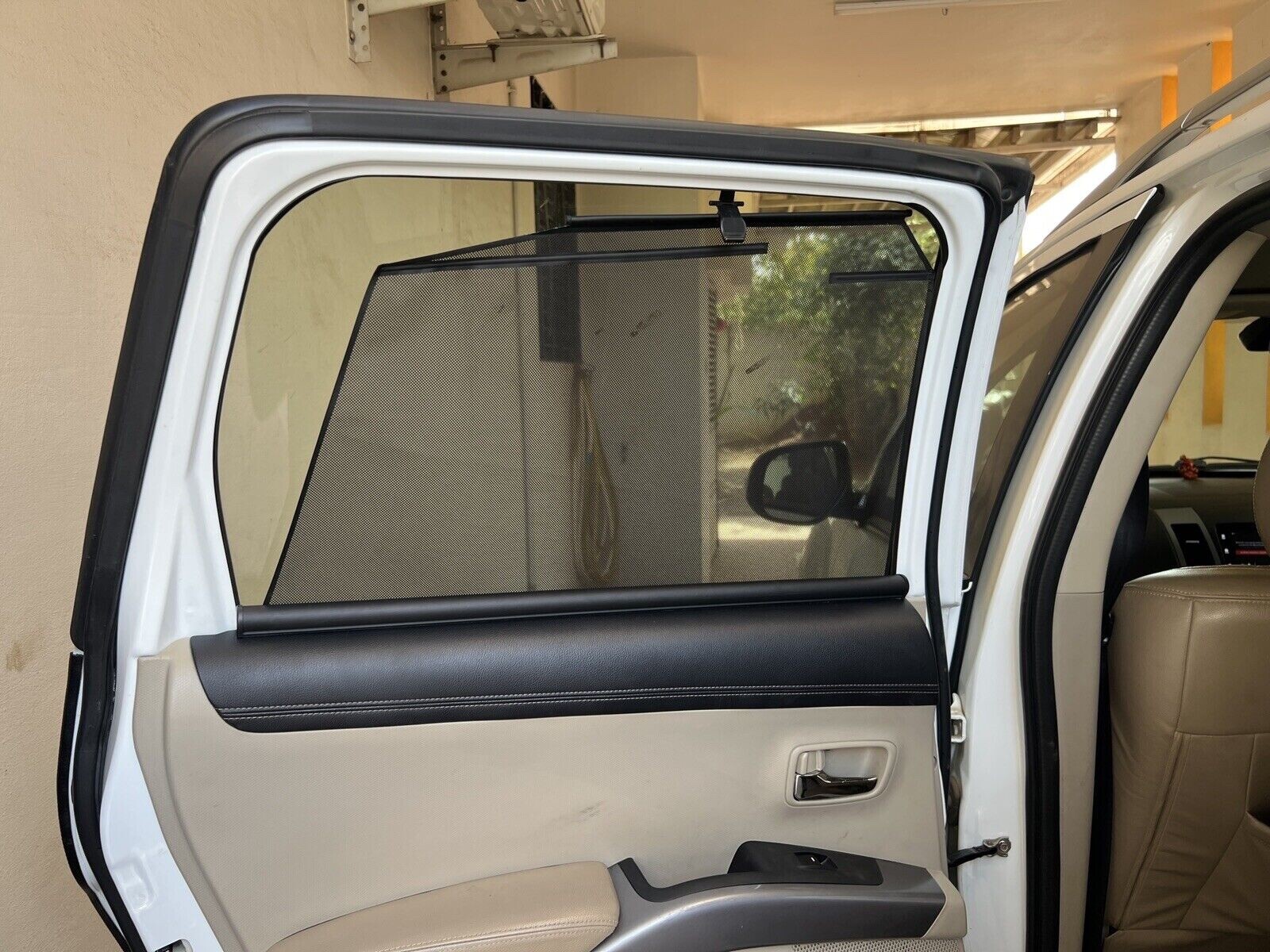 BLOCK SHADES fit 2007-2013 Mitsubishi Outlander rear door sunshade ...
