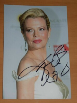 AUTOGRAPH Kim Basinger Autograph Hand Signed 007 SEXY HAND SIGNED FOTO ...