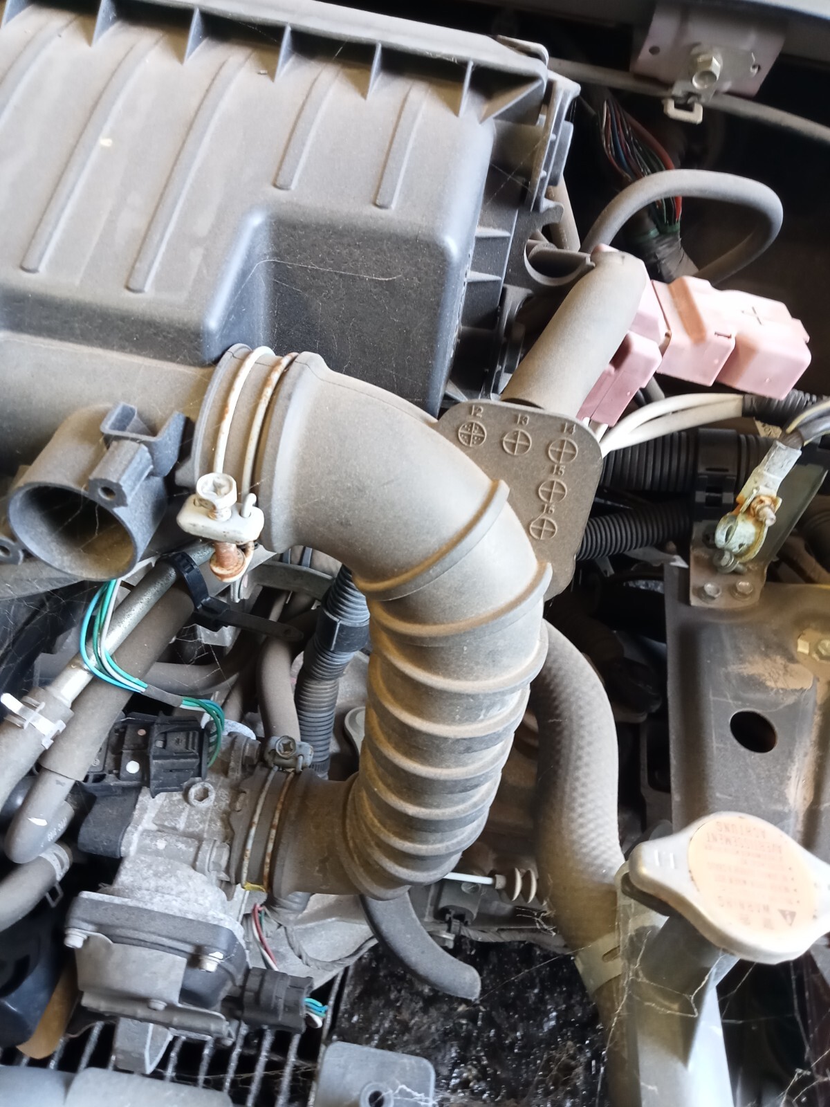 Mitsubishi Mirage A00 LA 12 - 17 air intake pipe | eBay