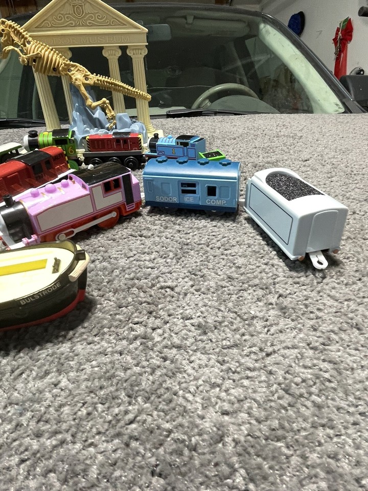 Thomas & Friends Trackmaster Sets 121 Mega Lot Tracks 11 Trains Cars ...